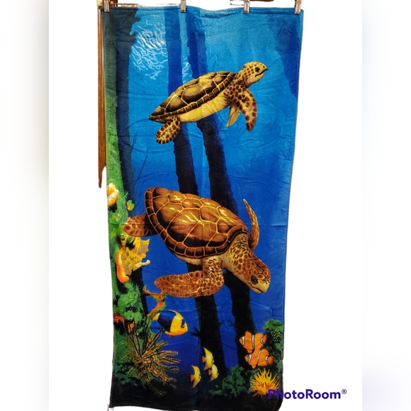 Buettner | Bath | Sea Turtle Life Beachtowel Nwt 28 X 58 | Poshmark